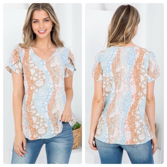 A Girl Thing | Tops | 2 Start 13 Floral Moroccan Top | Poshmark